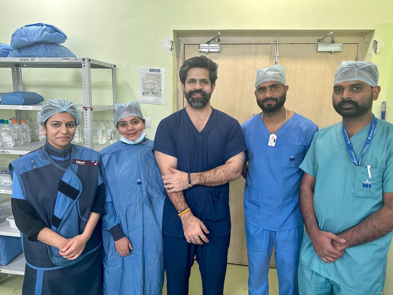 Dr. Nikhil Mahajan performs rare implantation of right sided CRT-D at ...