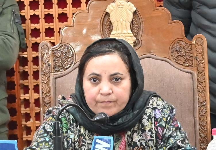 Sakeena greets students on 12th class results – Statetimes