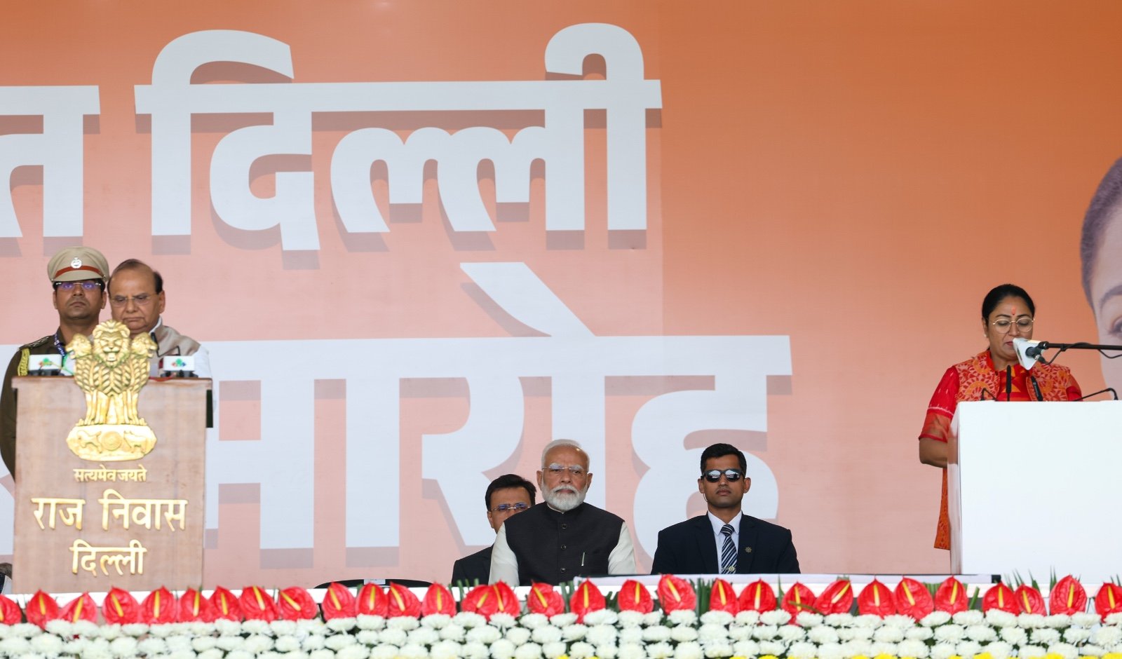 Rekha Gupta sworn in as Delhi chief minister – Statetimes