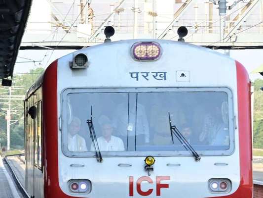 LG, Rly Minister undertake ride in SPIC; inspect tunnels, bridges ...