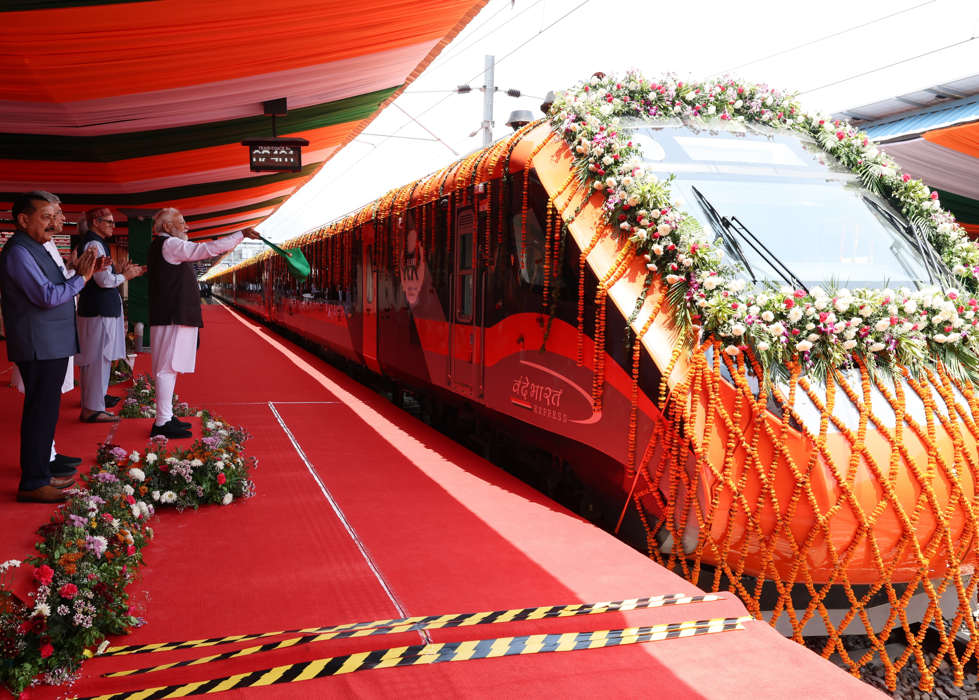 PM Modi flags off Katra-Srinagar Vande Bharat Express – Statetimes