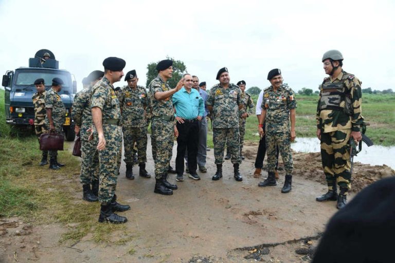 BSF DG visits flood-affected areas along Indo-Pak border in Jammu sector – Statetimes
