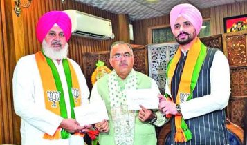 PM unveils stamp, Rs 100 coin featuring first-ever depiction of Bharat Mata on Indian currency ...